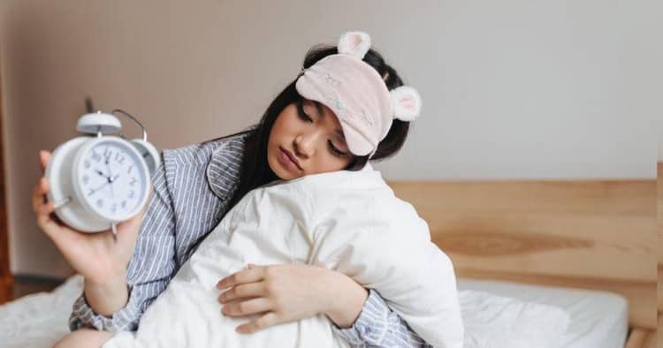 12 Penyebab Sering Mengantuk Padahal Tidur Cukup | Popmama.com